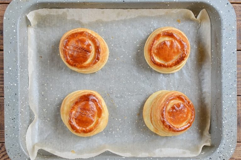 Easy Puff Pastry Cups Recipe - Cook.me Recipes