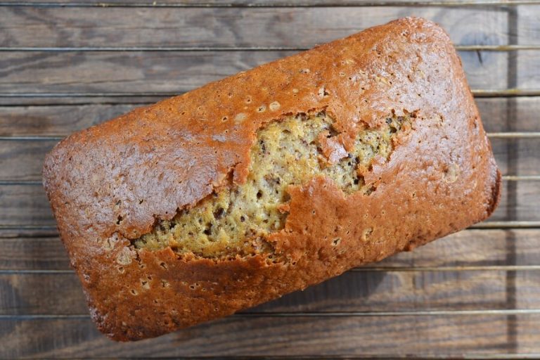 Easy Nut Bread Recipe - Cook.me Recipes