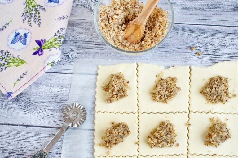 Hungarian Kiffle Cookies Recipe - Cook.me Recipes