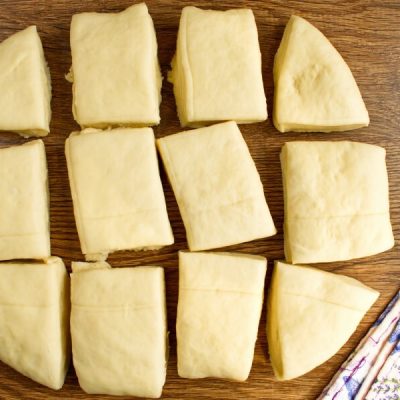 School Lunchroom Cafeteria Rolls Recipe - Cook.me Recipes