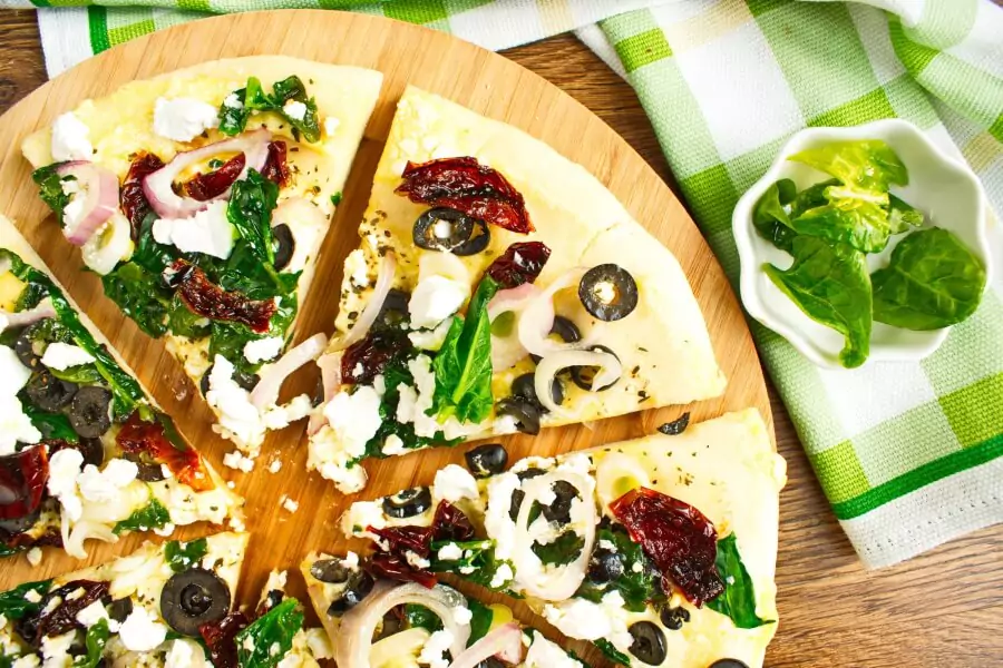 Spinach and Feta Pizza Recipe - Cook.me Recipes