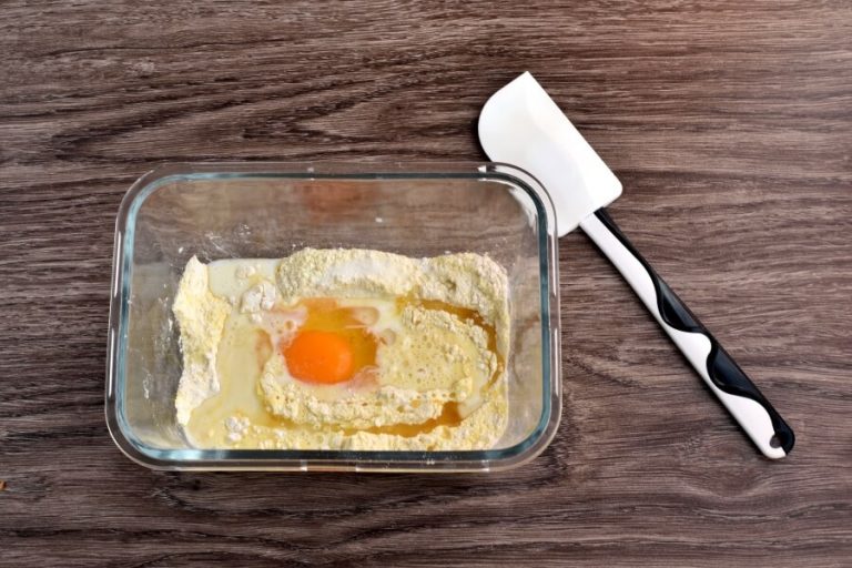 5 Minute Microwave Cornbread Recipe - Cook.me Recipes