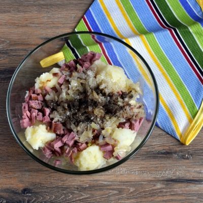 Corned Beef Hash Cakes Recipe - Cook.me Recipes