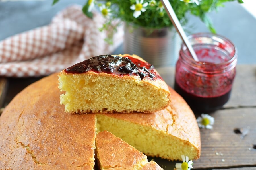 Golden Sweet Cornbread Recipe - Easy Step-by-Step Guide | COOK.ME