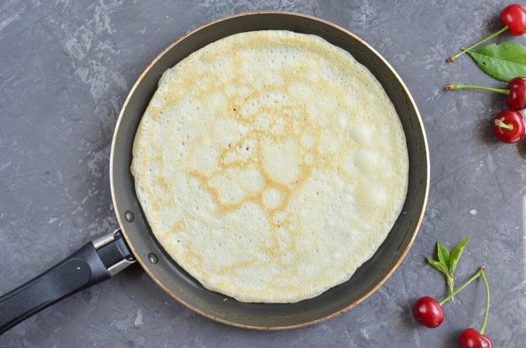 Cherry Cheese Blintzes Recipe - Cook.me Recipes