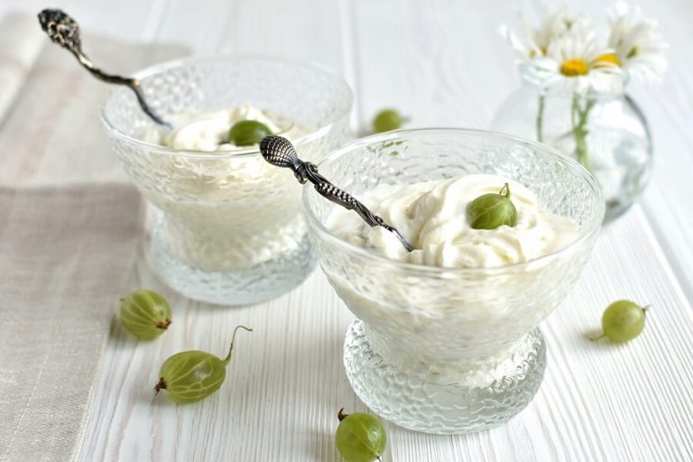 Gooseberry Fool Recipe - Cook.me Recipes