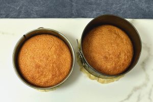 Easy Thai Mango Cake Recipe - Cook.me Recipes