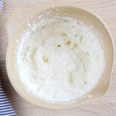 Russian Honey Cake (Medovik) Recipe - Cook.me Recipes