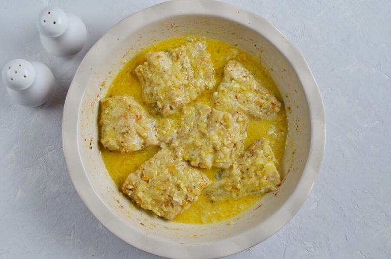 Baked Fish with Lemon Cream Sauce Recipe - Cook.me Recipes