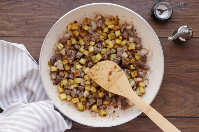 Giant Welsh Oggie Recipe - Cook.me Recipes