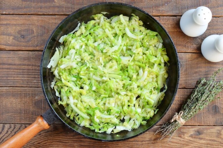 Sautéed Cabbage Recipe - Cook.me Recipes