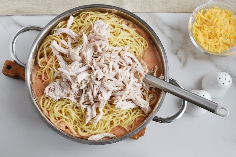 Ultimate Chicken Spaghetti Recipe - Cook.me Recipes
