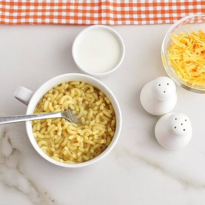 Mac and Cheese in a Mug Recipe - Cook.me Recipes