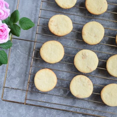 Rose Petal Cookies Recipe - Cook.me Recipes