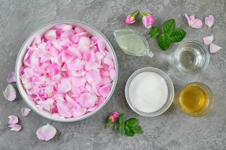 Rose Petal Honey Recipe - Cook.me Recipes