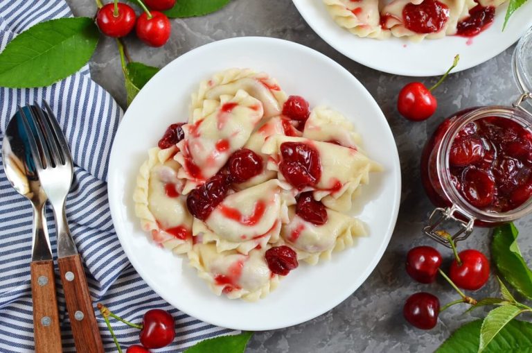 Vareniki (Pierogi) with Cherries Recipe - Cook.me Recipes