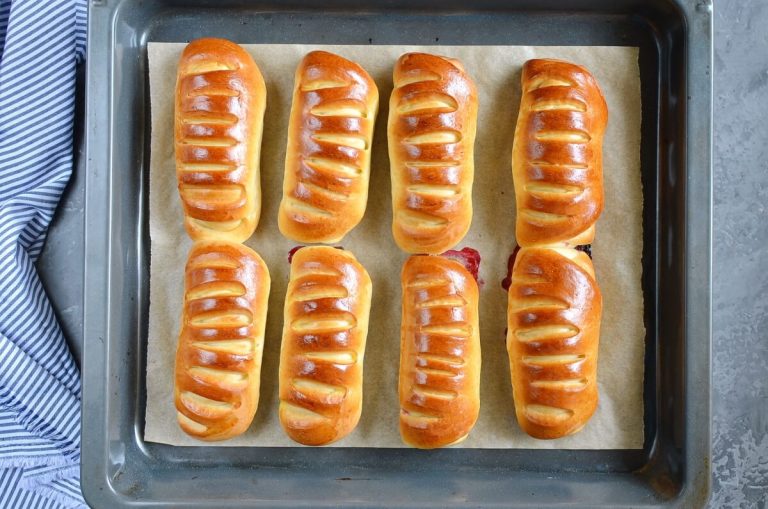 Russian Fruit Piroshki Recipe - Cook.me Recipes