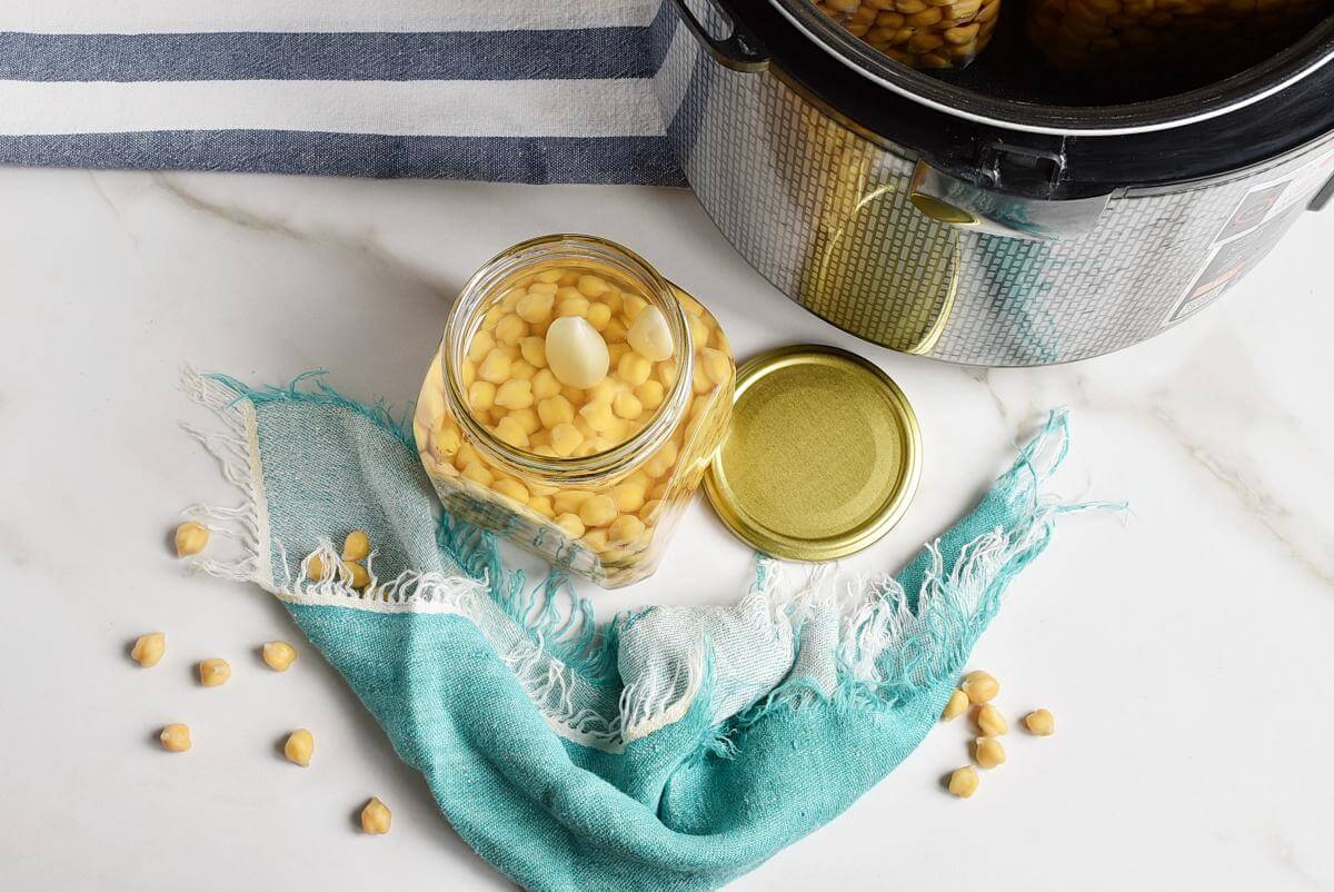Canning Chickpeas Recipe - Easy Step-by-Step Guide | COOK.ME