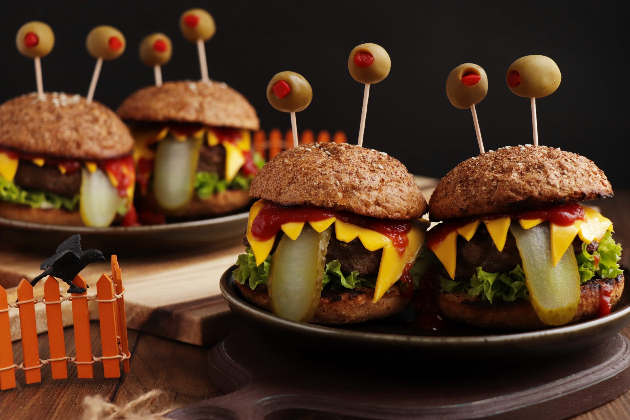 Halloween Monster Burgers Recipe - Cook.me Recipes