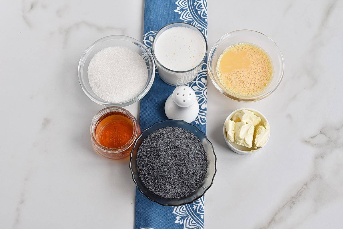 Homemade Poppy Seed Filling Recipe - Cook.me Recipes