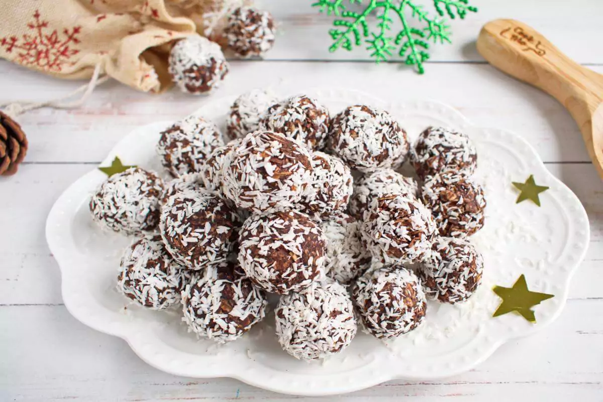 The Perfect Newfoundland Snowballs Recipe - Easy Step-by-Step Guide ...