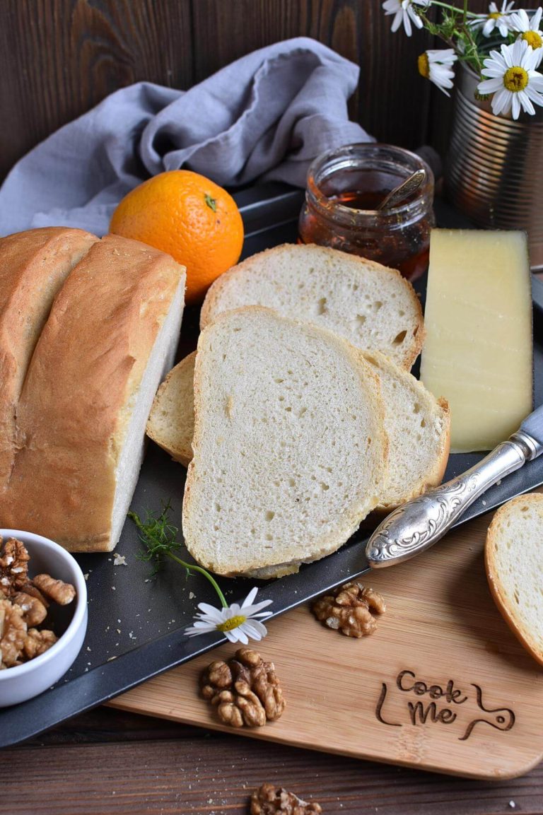 White Bloomer Loaf Recipe - Easy Step-by-Step Guide | COOK.ME