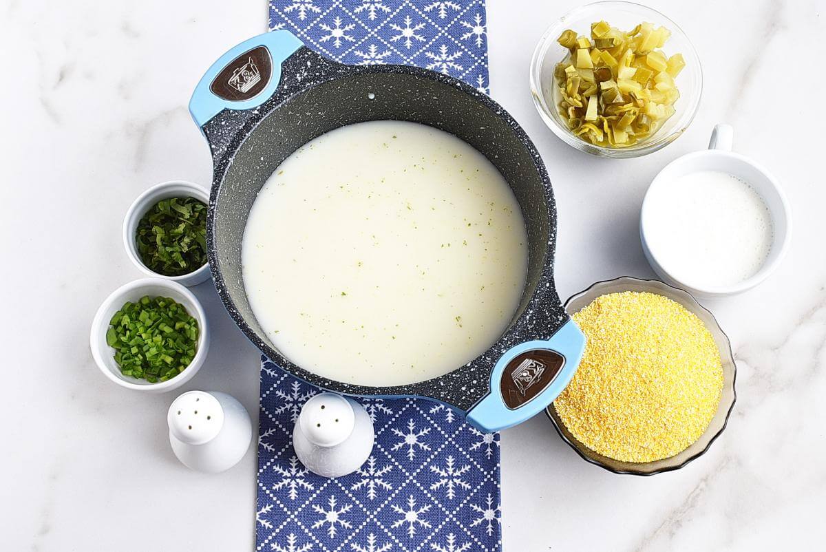 Buttermilk and Hatch Chili Grits Recipe - Easy Step-by-Step Guide | COOK.ME