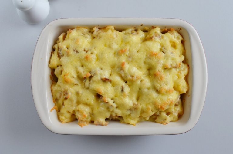 Easy Leftover Chicken and Potato Casserole Recipe - Easy Step-by-Step ...