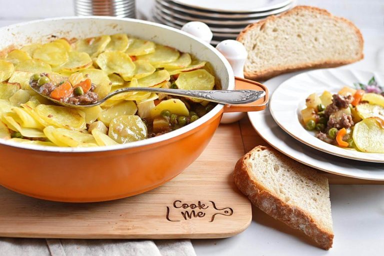 One Pot Minced Beef Hotpot Recipe - Cook.me Recipes