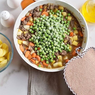 One Pot Minced Beef Hotpot Recipe - Cook.me Recipes