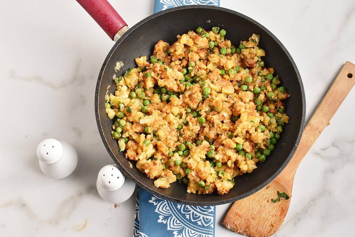 Vegetarian Puff Samosa Recipe - COOK.ME