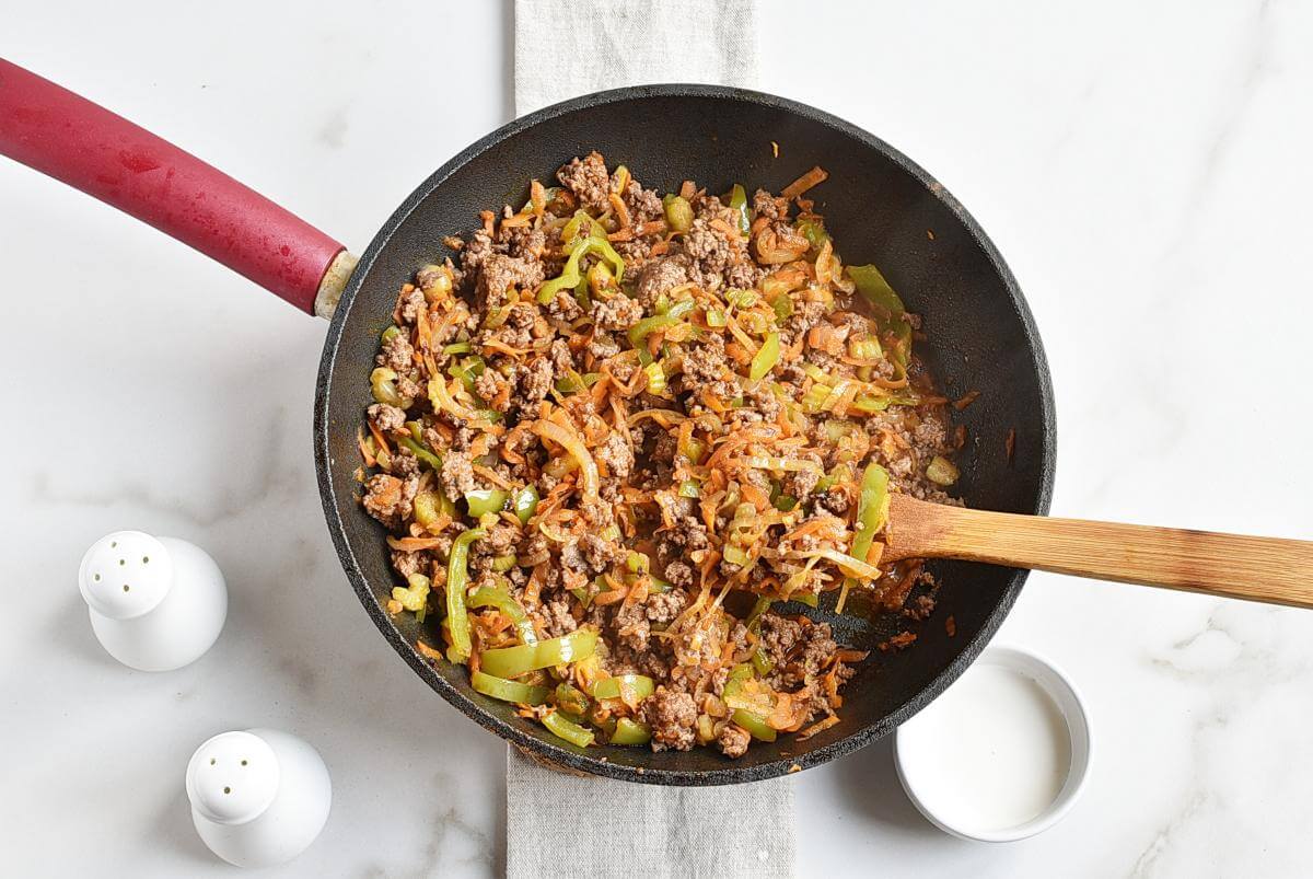 Serbian Ground Beef, Veggie, and Potato Bake Recipe - COOK.ME