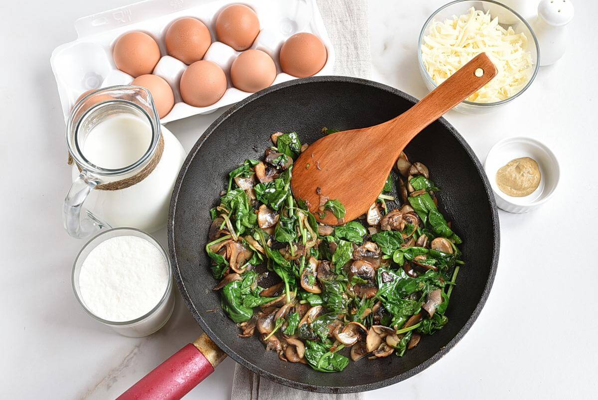 Spinach Mushroom Strata Recipe - Easy Step-by-Step Guide | COOK.ME