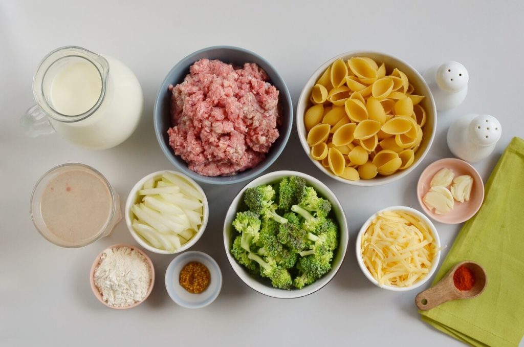 Cheesy Beef and Broccoli Pasta Recipe - Cook.me Recipes