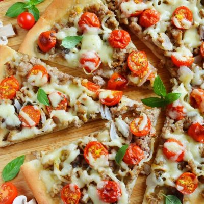 Homemade Fresh Tomato Pizza Recipe - Cook.me Recipes