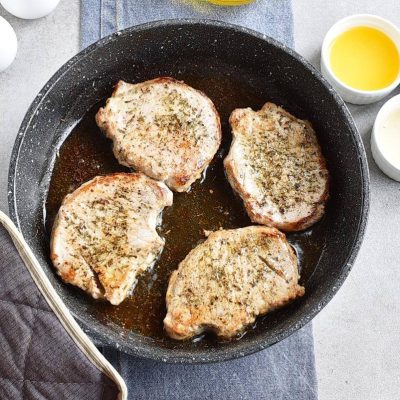 Pork Chops with Raspberry Sauce Recipe - Cook.me Recipes