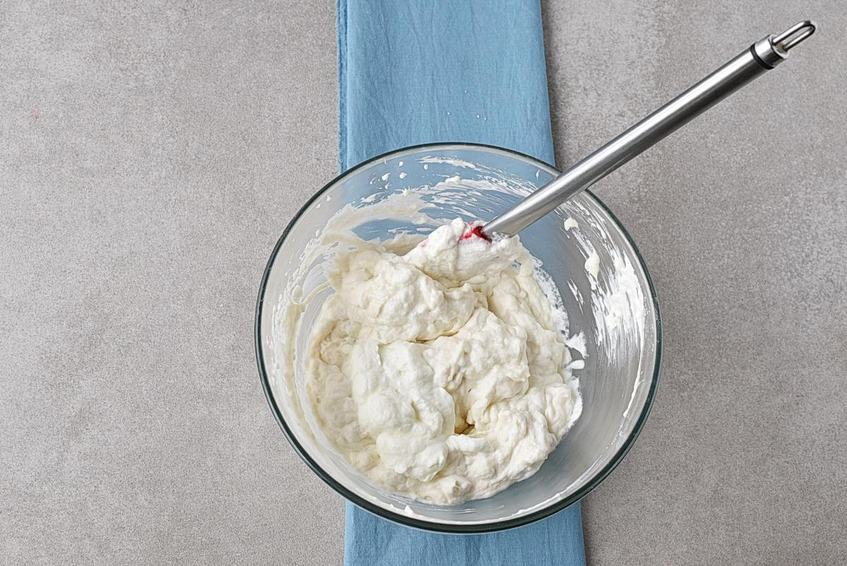 Whipped Cream Cheese Fruit Dip Recipe - Easy Step-by-Step Guide | COOK.ME