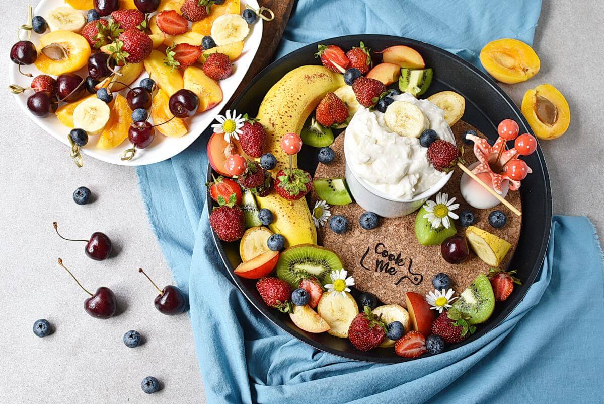 Whipped Cream Cheese Fruit Dip Recipe - Easy Step-by-Step Guide | COOK.ME
