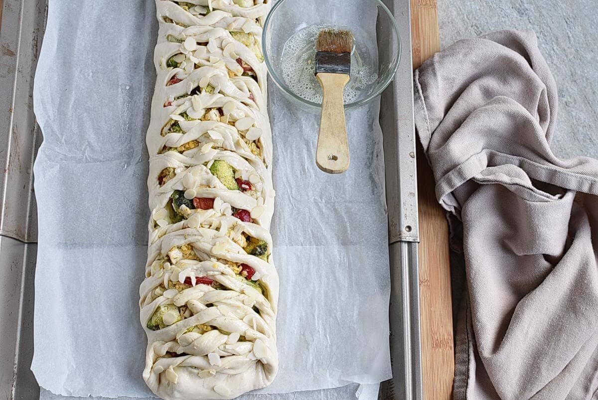 Chicken Broccoli Braid Recipe - COOK.ME