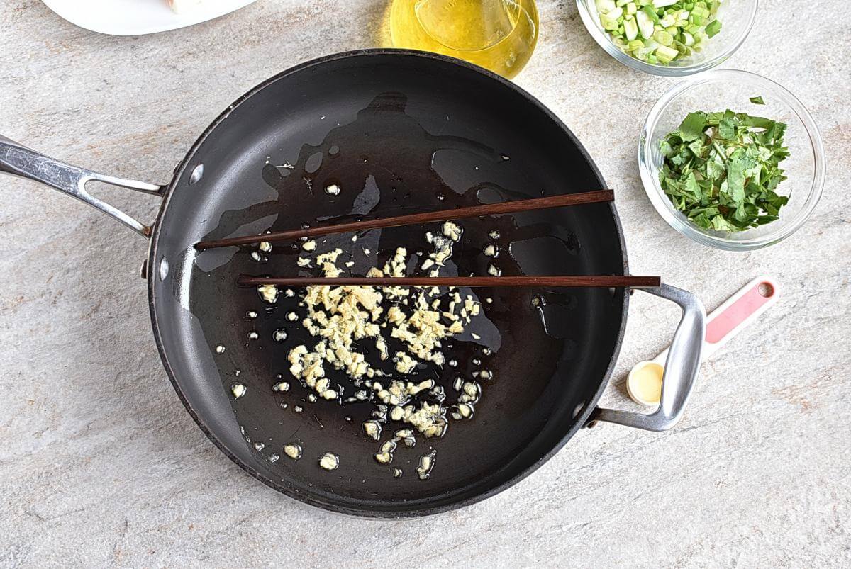 White Fish Fillets with Ginger and Soy Recipe - Easy Step-by-Step Guide ...