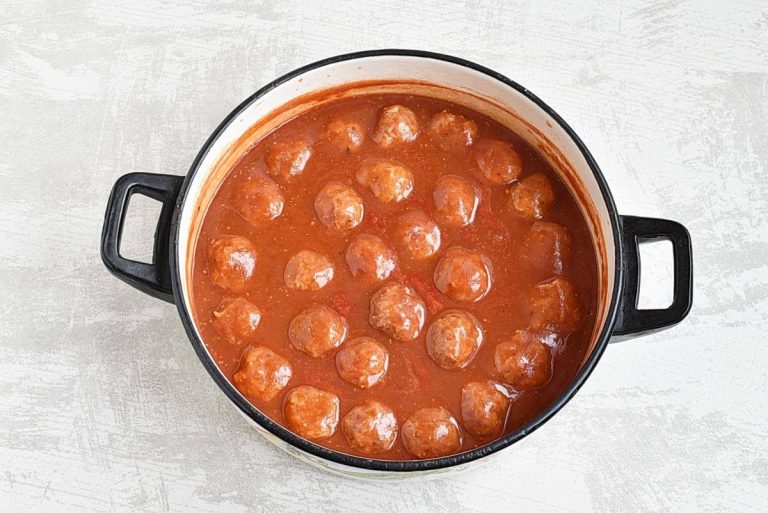 Jewish Sweet & Sour Meatballs Recipe - Cook.me Recipes