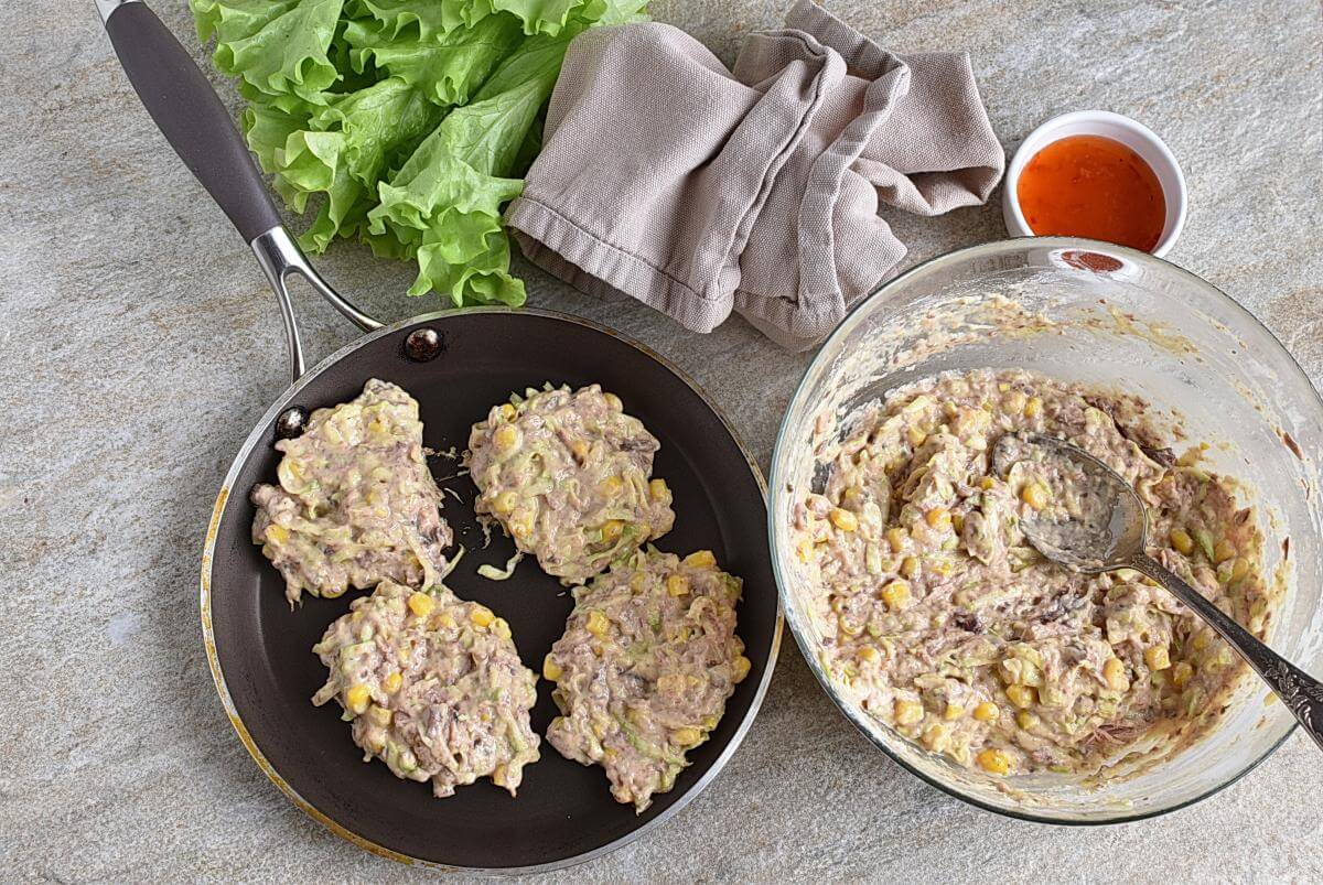 Tuna and Corn Fritters Recipe - COOK.ME