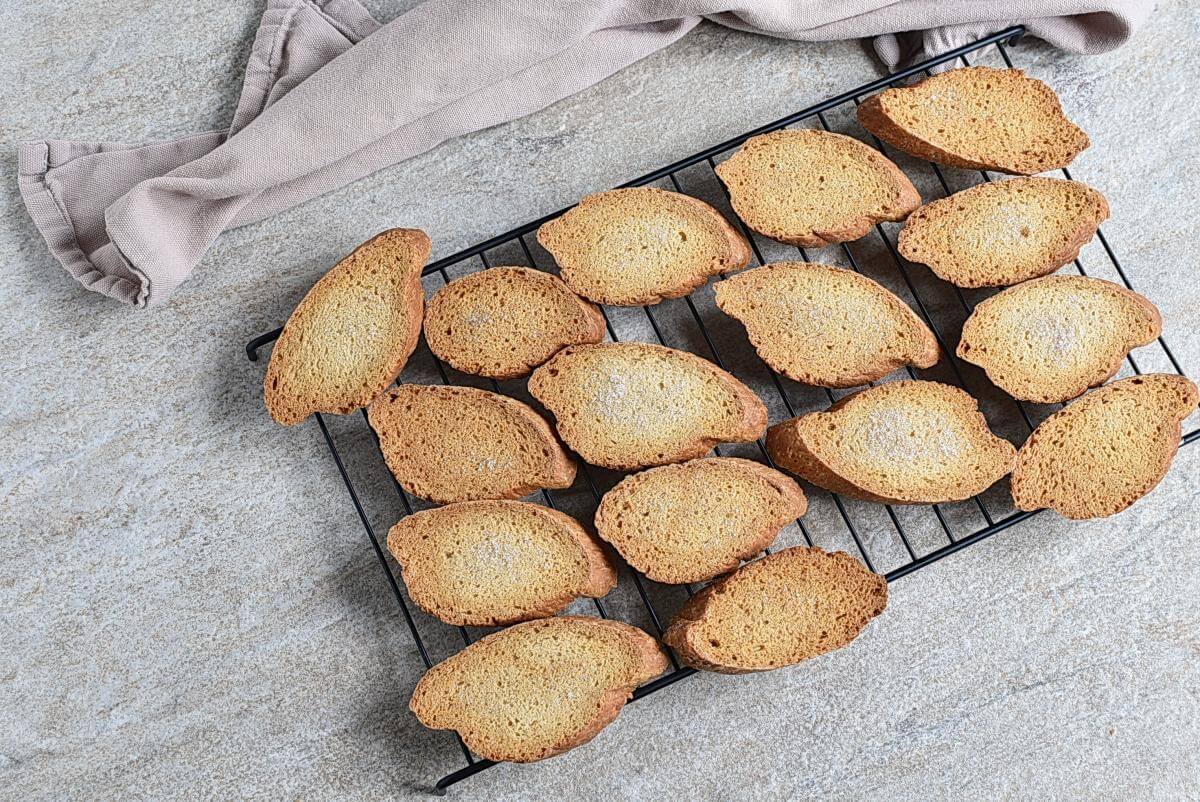 German Zwieback Recipe - Easy Step-by-Step Guide | COOK.ME