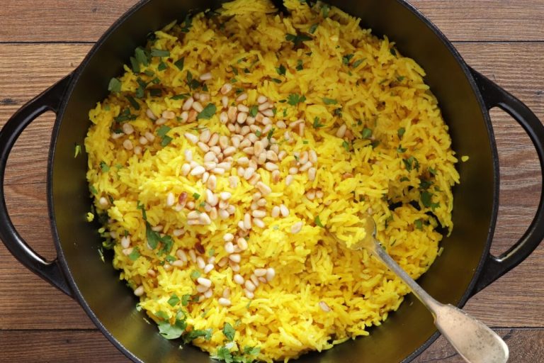 Mediterranean Yellow Rice Recipe - Cook.me Recipes
