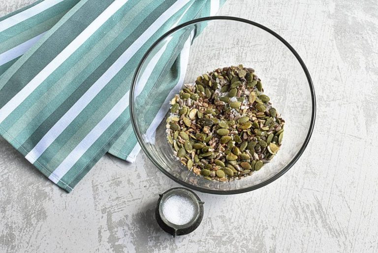 Crunchy Salad Topper Recipe - Cook.me Recipes