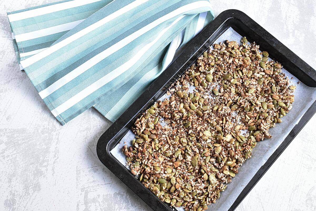 Crunchy Salad Topper Recipe - Easy Step-by-Step Guide | COOK.ME