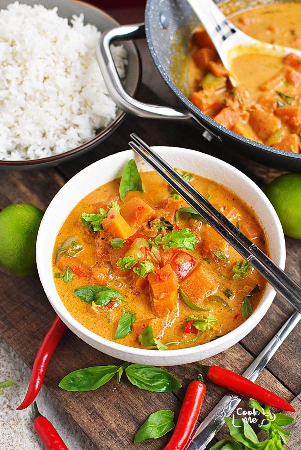 Spicy Thai Pumpkin Red Curry Recipe - Easy Step-by-Step Guide | COOK.ME