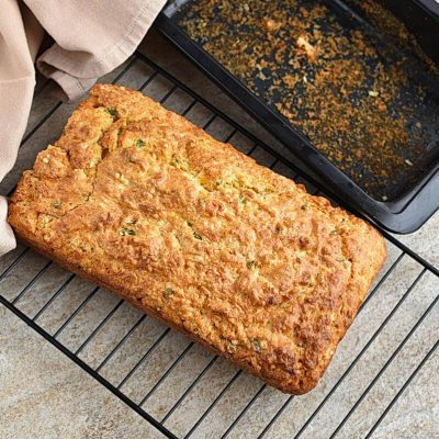 Cheddar Cheese Quick Bread Recipe - Cook.me Recipes