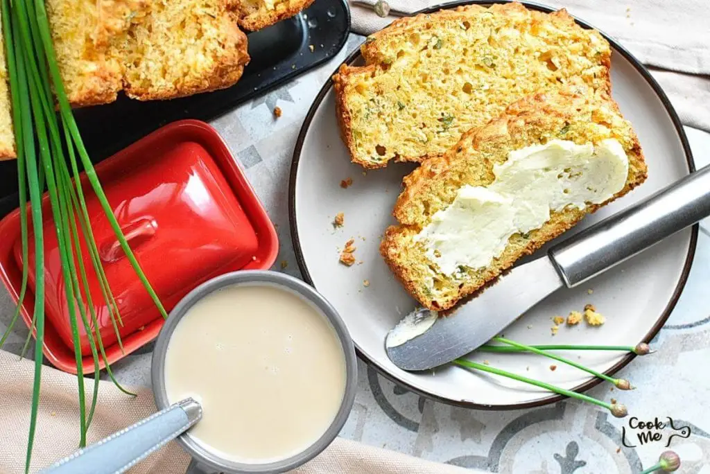 Cheddar Cheese Quick Bread Recipe - Easy Step-by-Step Guide | COOK.ME