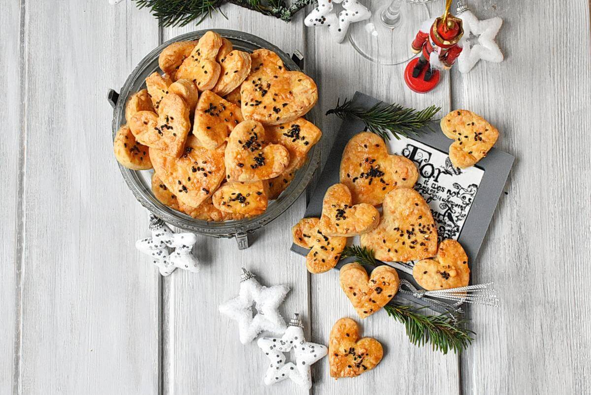 Savory Crispy Cheese Cookies Recipe - Easy Step-by-Step Guide | COOK.ME